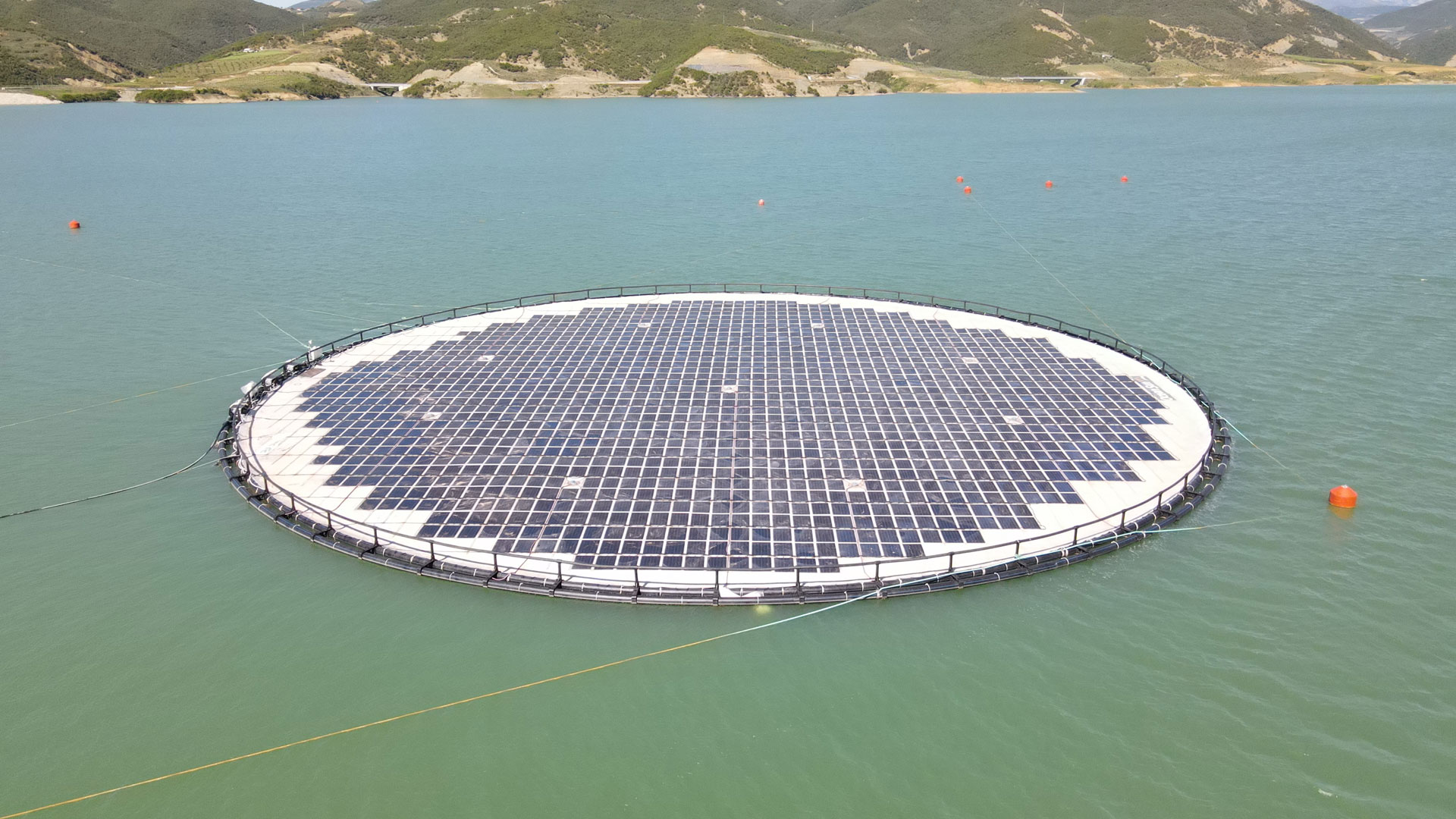 Ocean Sun – Floating Solar Power with PVC membrane can withstand typhoons | Inovyn Awards